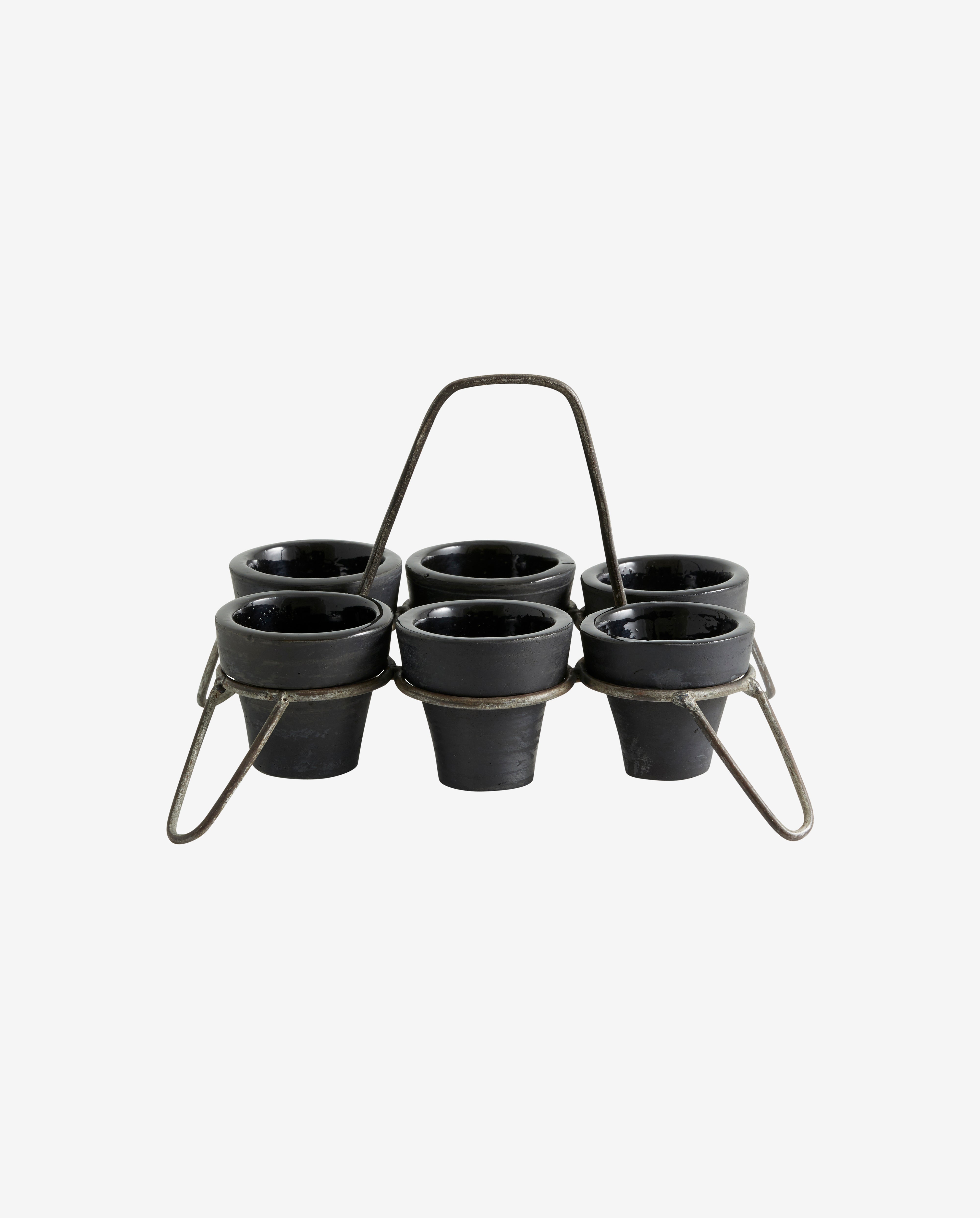 JUNIPER cups w. holder, terracotta - black | nordal.com